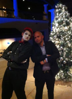 Plenty To Dish: Silent Mime, Creepy Mime... (Holidays Edition)