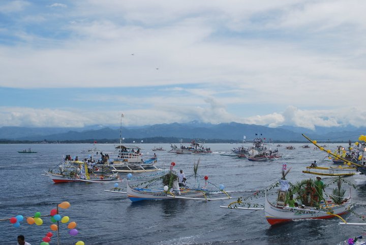 Titowew & Limelight: KARAKOL FESTIVAL & FLUVIAL PARADE, MAMBURAO!
