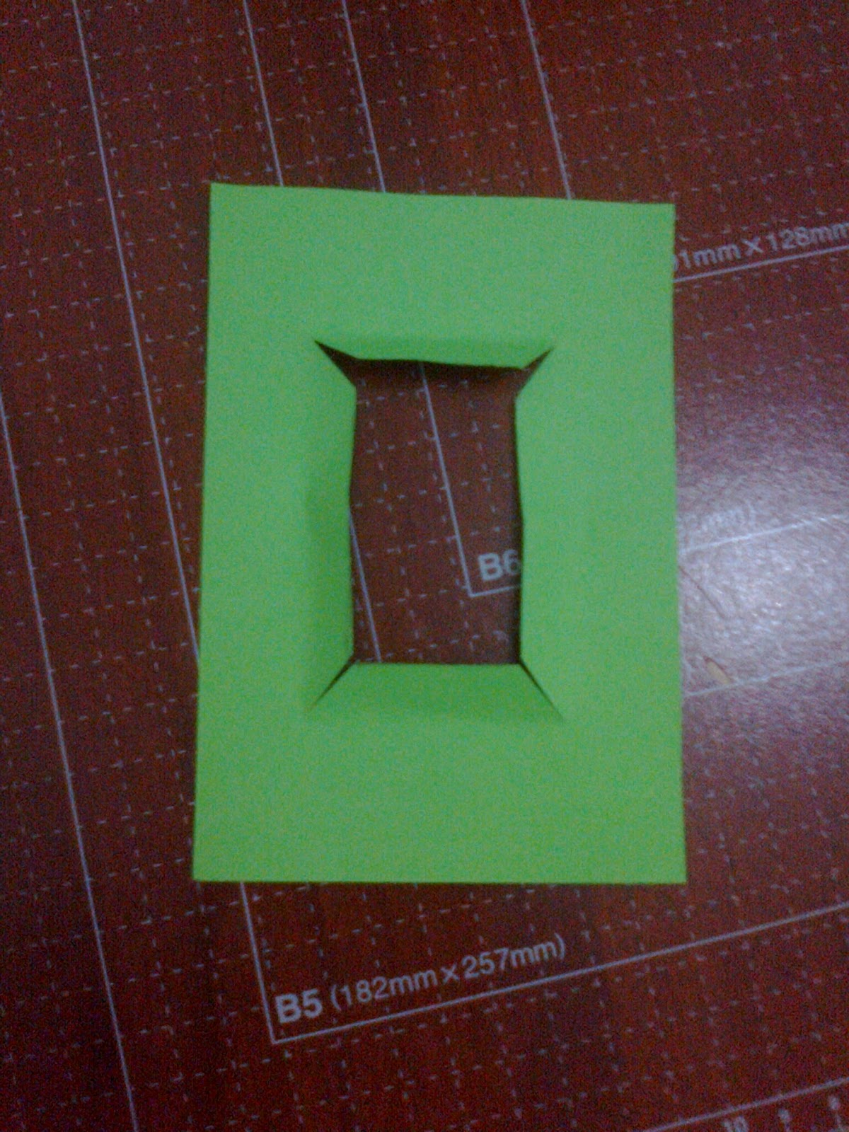 happy Wife Happy Life: DIY: mini frames