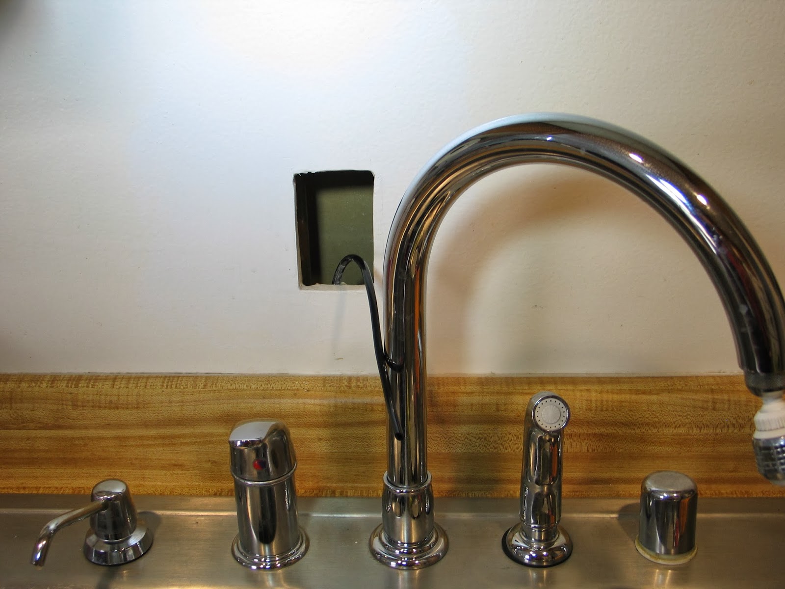 Runhigh tips 4 All: How to install "Air wall switch" for "Garbage ...