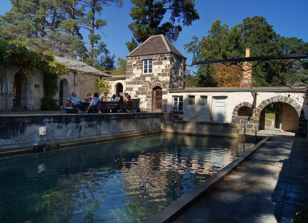 Intelliblog: A DAY AT MONTSALVAT