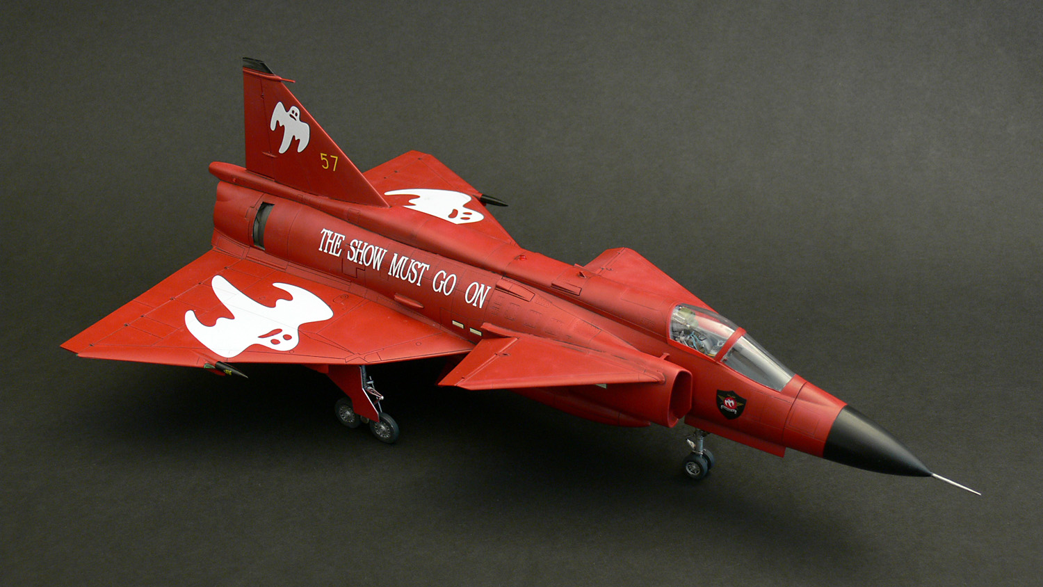 AJS-37 Viggen “Show Must Go On” (SH48188) – finished model