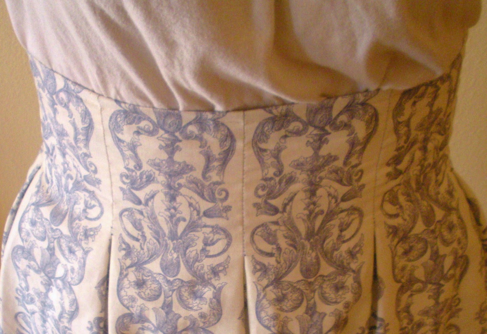 Chic Papaw: Falda Rococó