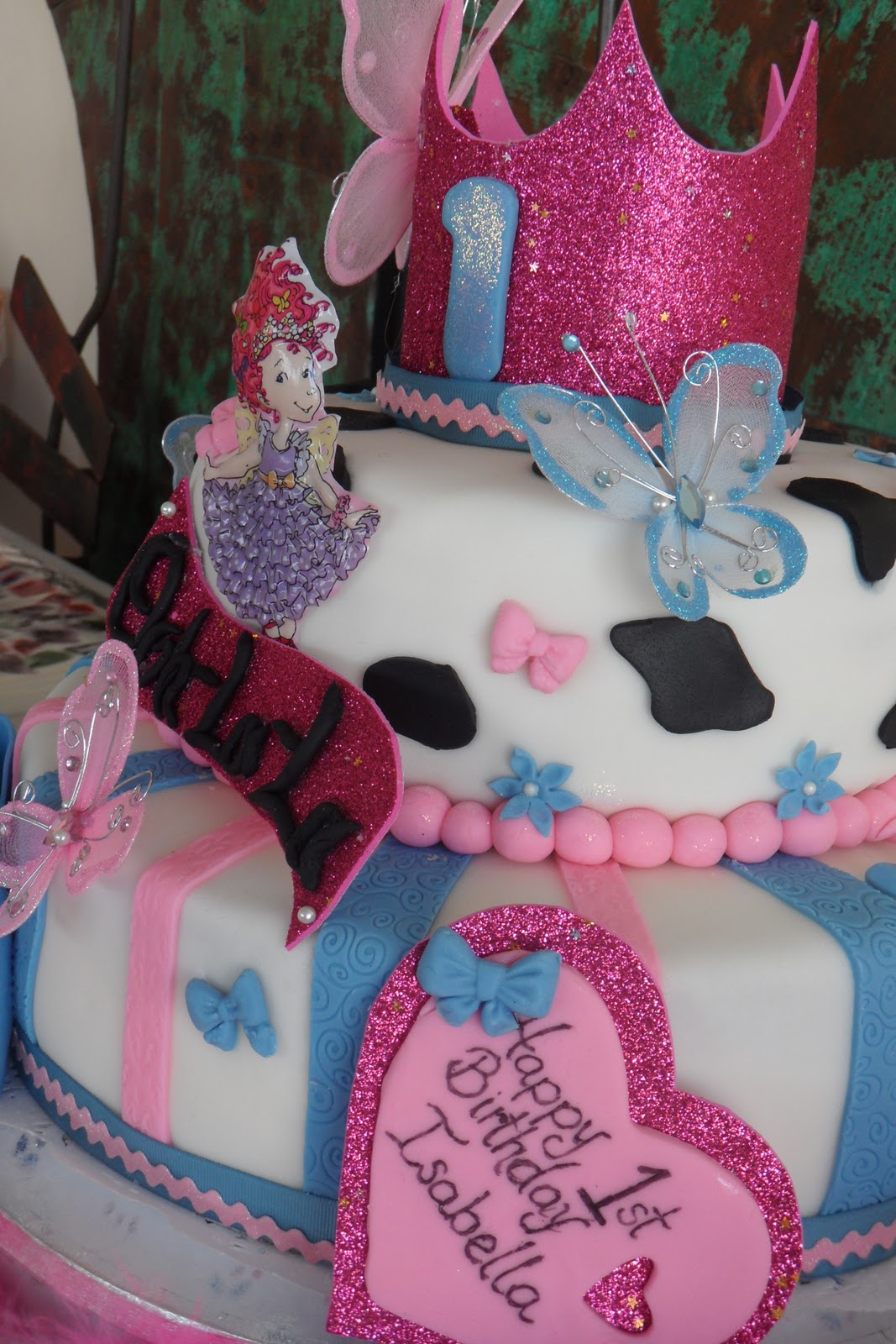 Dnichys Cakes and Cookies: Fancy Nancy Cake