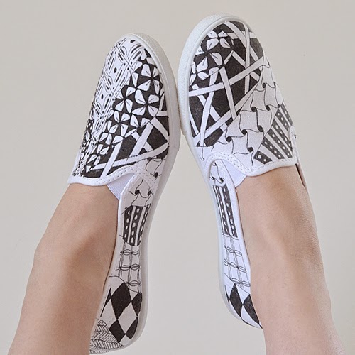 iLoveToCreate Blog: Zentangle® Sneakers