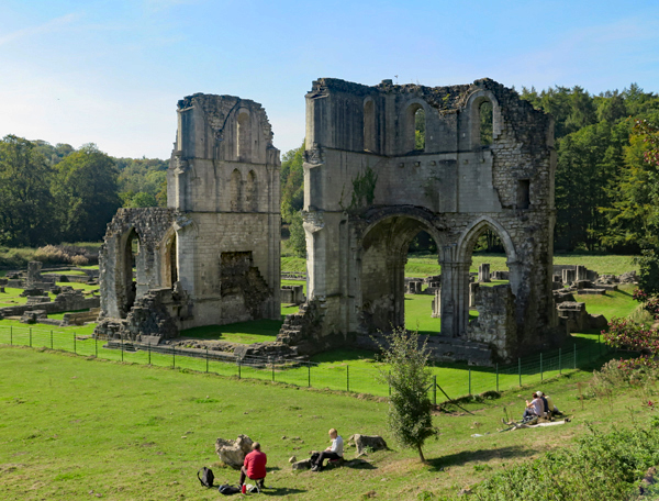 The Language of Stone: A Walk to Roche Abbey and Back