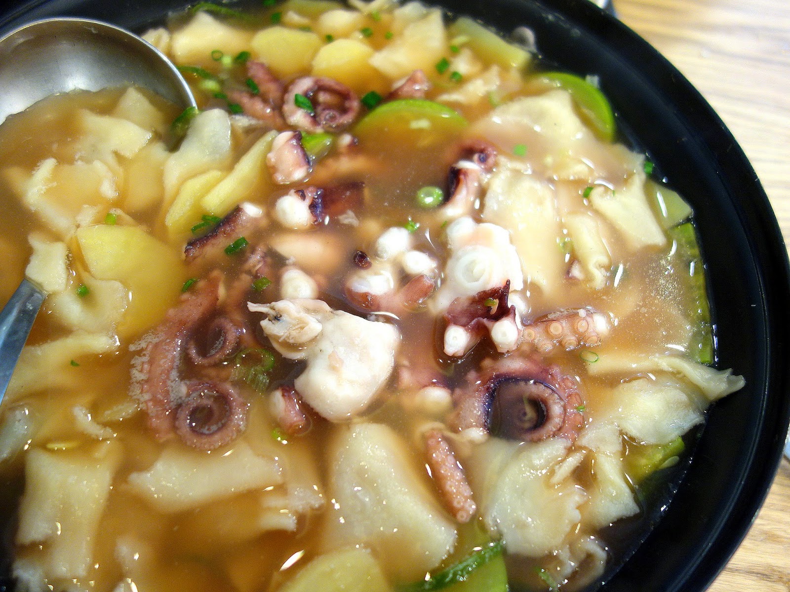 Easy to eat, supplying many mouthfuls of octopus meat that could ...