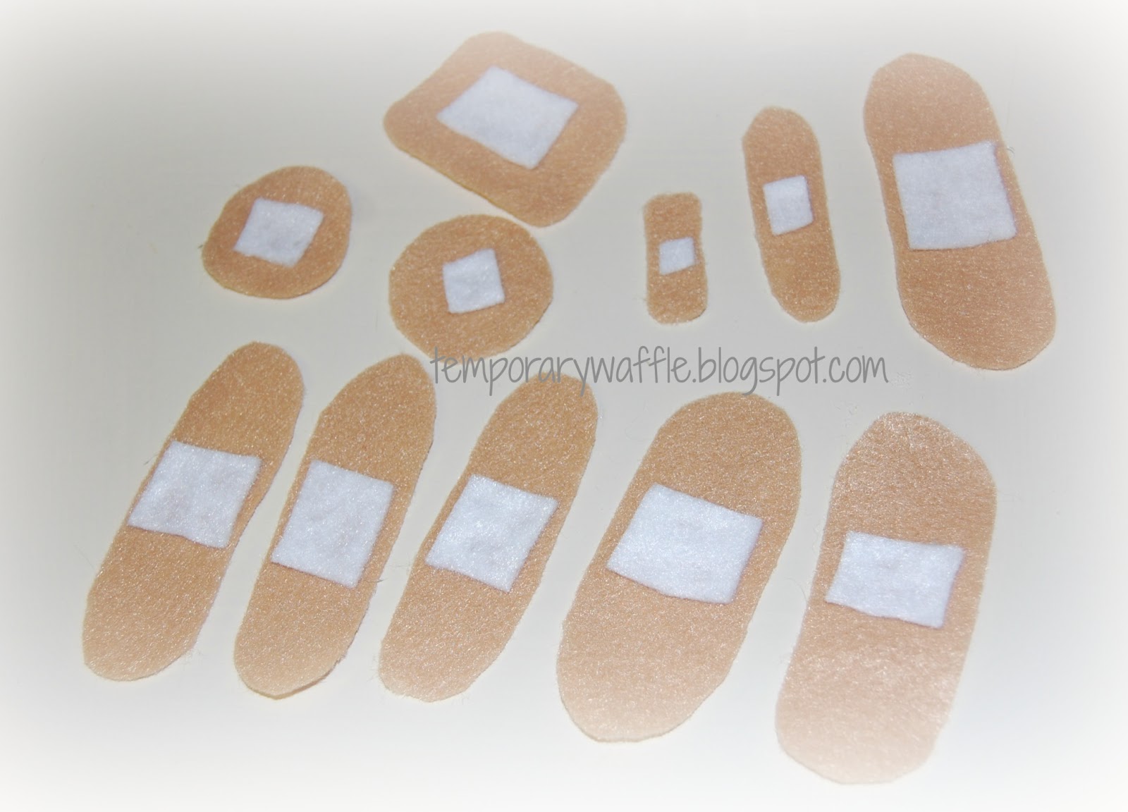 Temporary Waffle: DIY Felt Pretend Play Bandaids