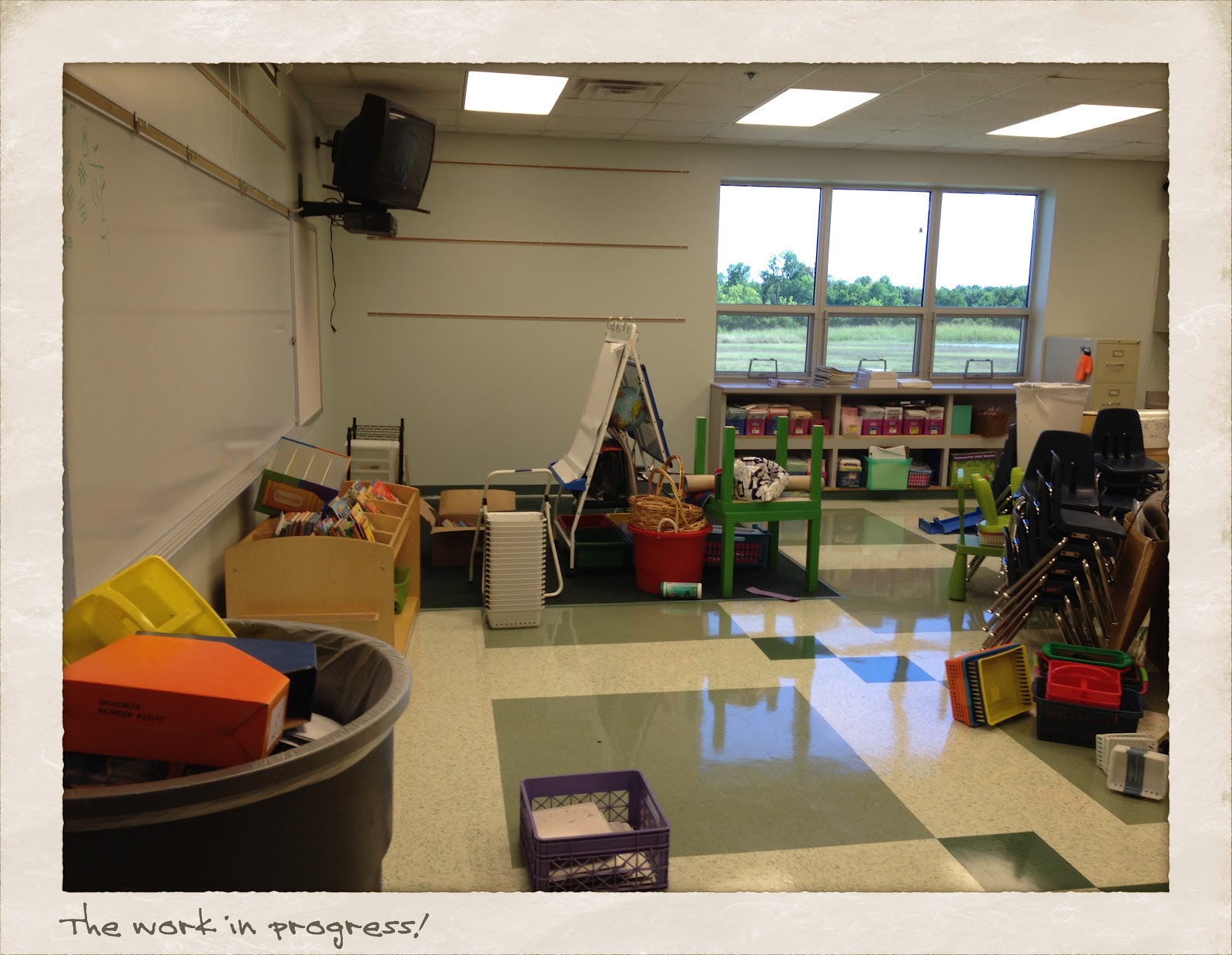 A Tale of 2 First Grades: Classroom MESS and de-clutter
