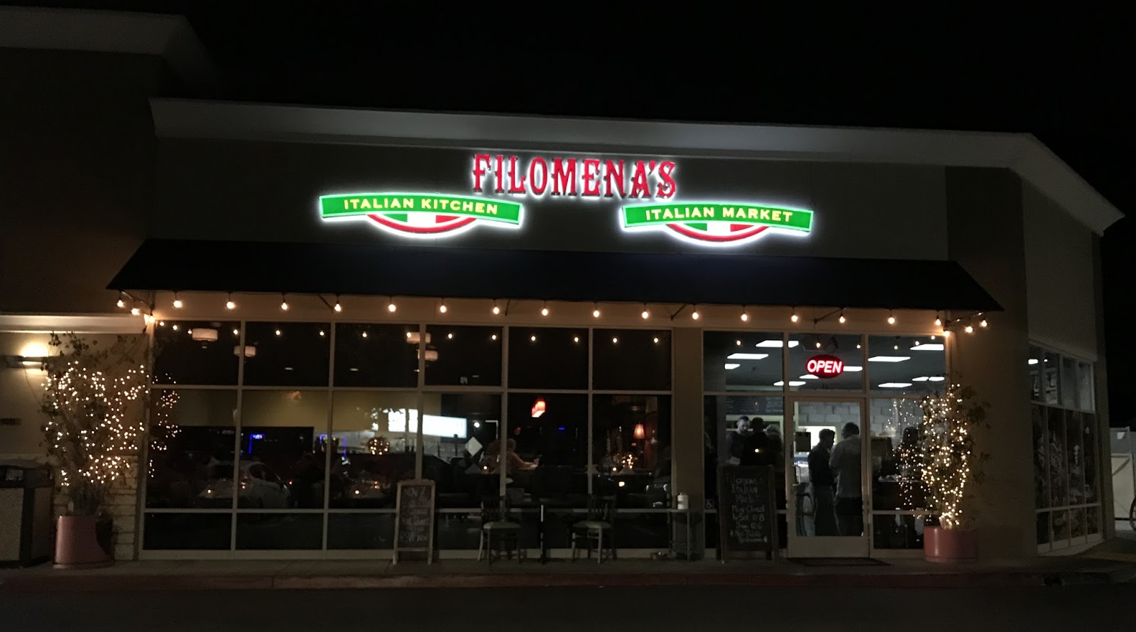 Pizza Quixote: Review: Filomena's Italian Kitchen - Costa Mesa, CA