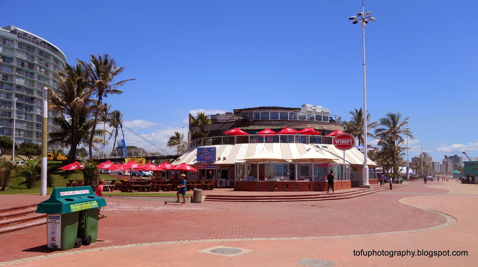Tofu Photography: A wimpy at the Marine Parade, Durban, KwaZulu-Natal ...