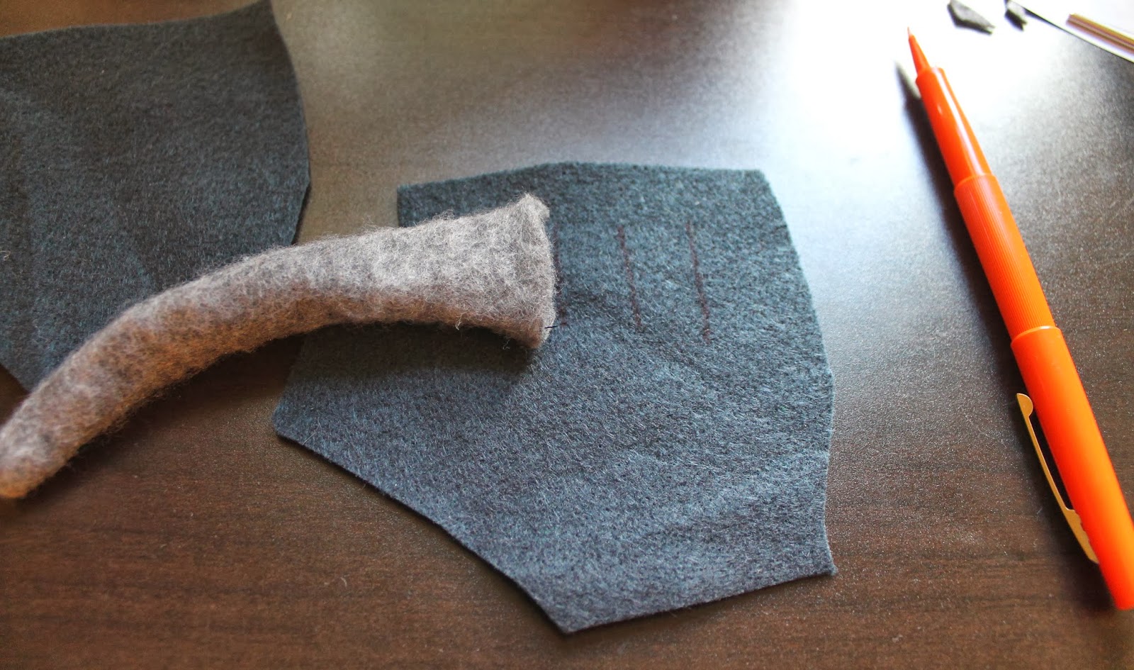 Easy Sewn Wolverine Claws + Pattern