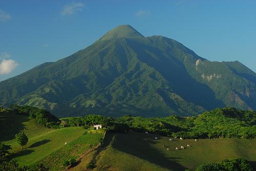 Babuyán Claro - Volcanian