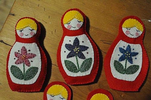 The Knitty Gritty Homestead: Felt Nesting Dolls