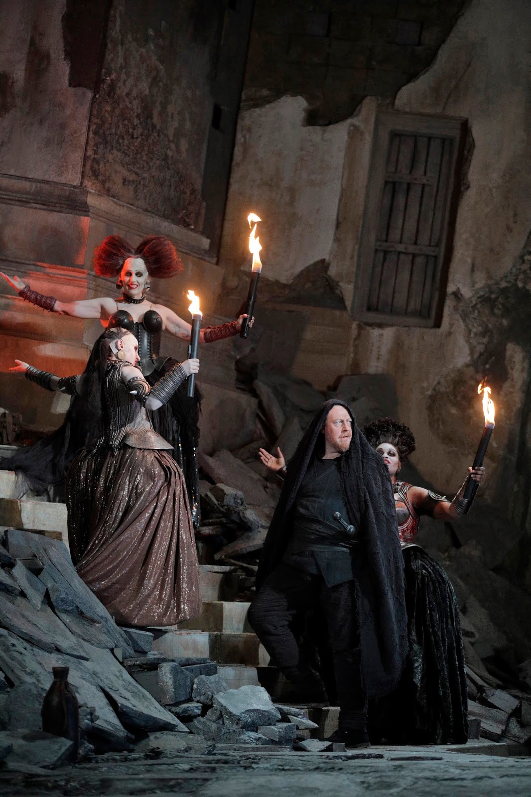 ChiIL Mama : REVIEW: “Elektra” at Lyric Opera Through February 22, 2019