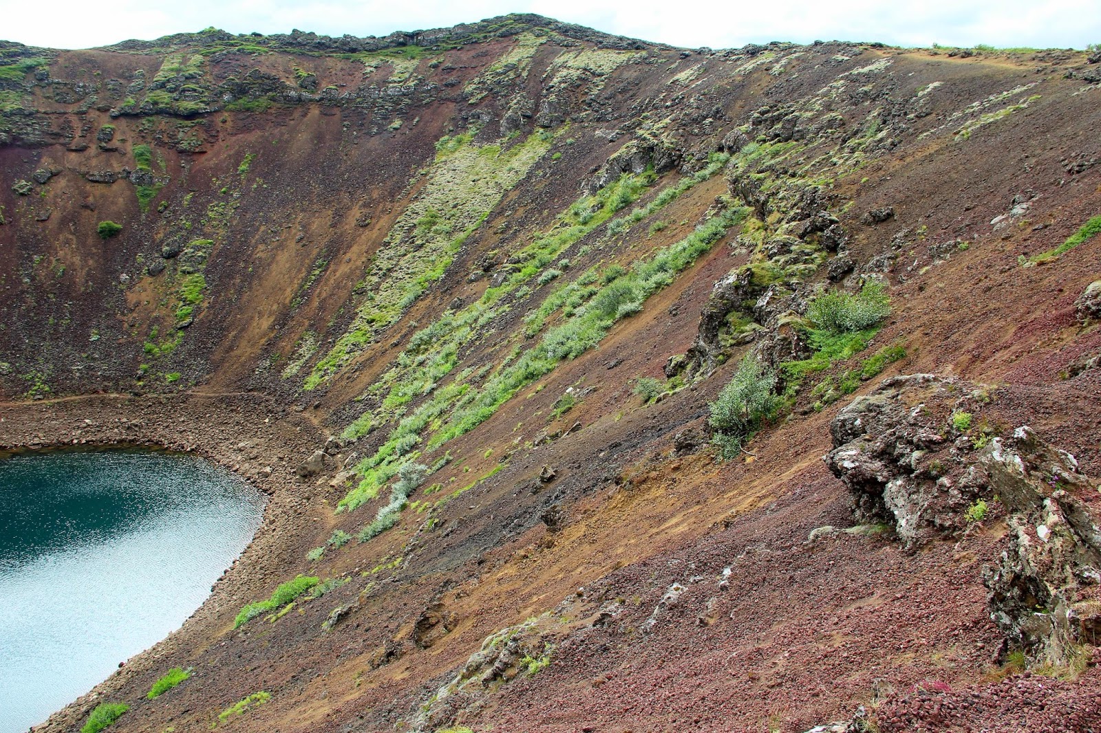 five steps from the road... - 5 kroków od szosy...: Kerid (Kerið)