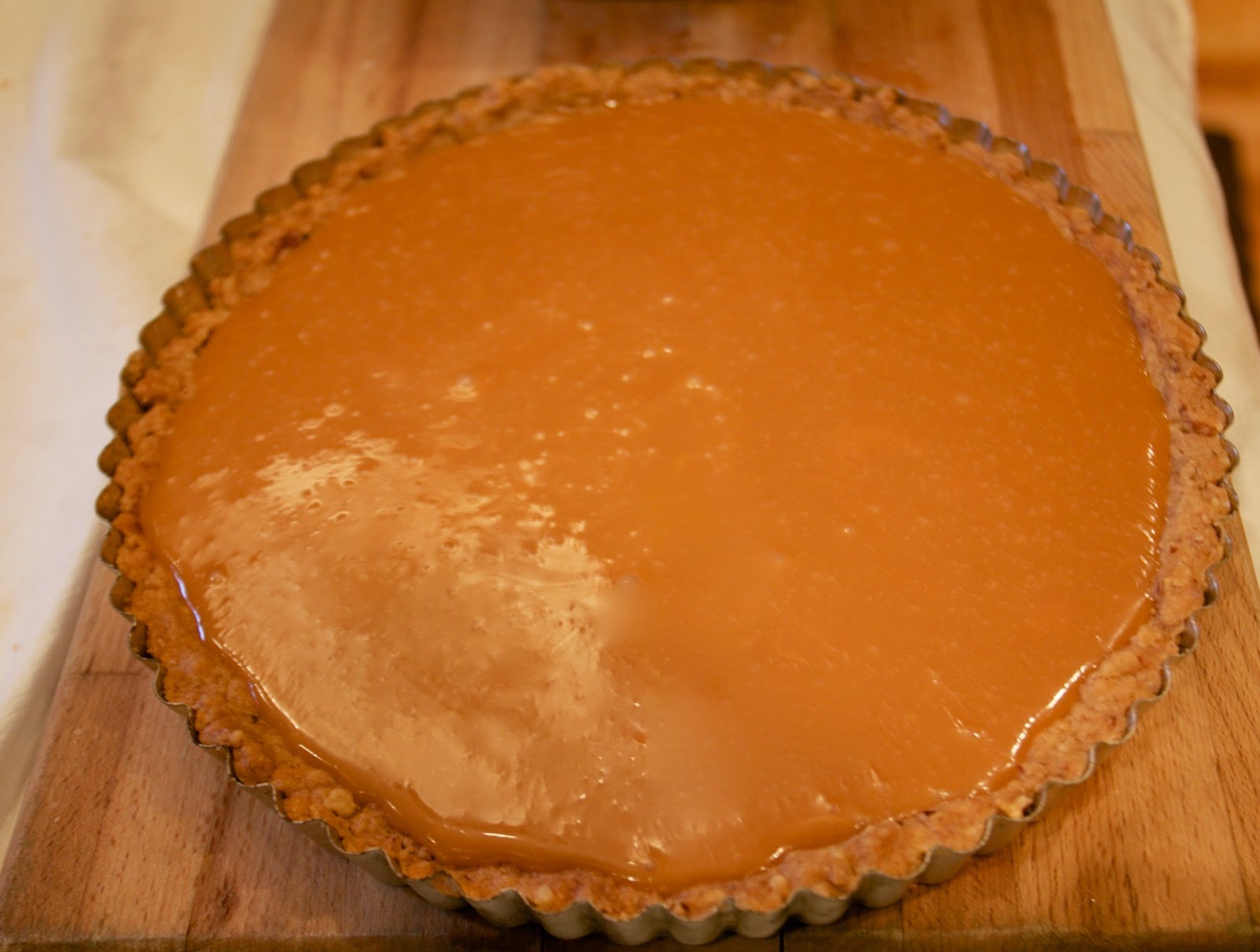 Caramel and Chocolate Turtle Tart