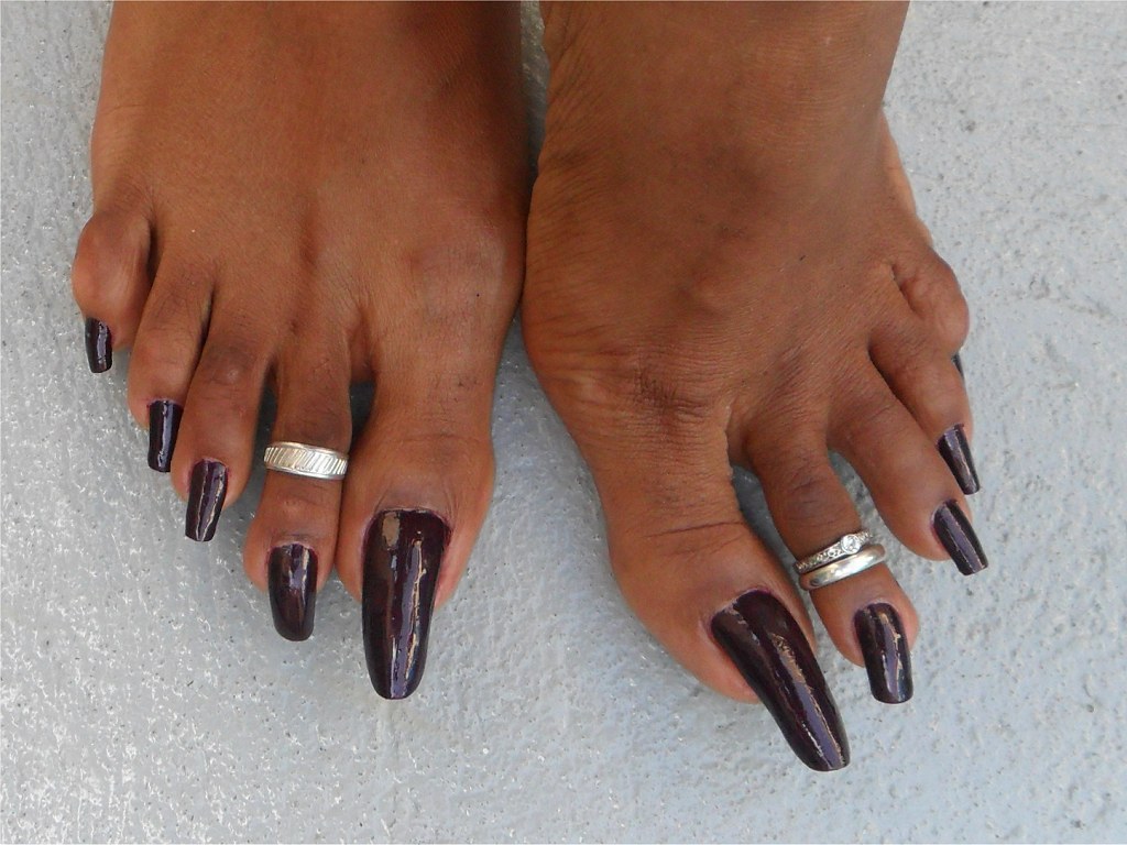 Nailpassion: Liza Long Toenails