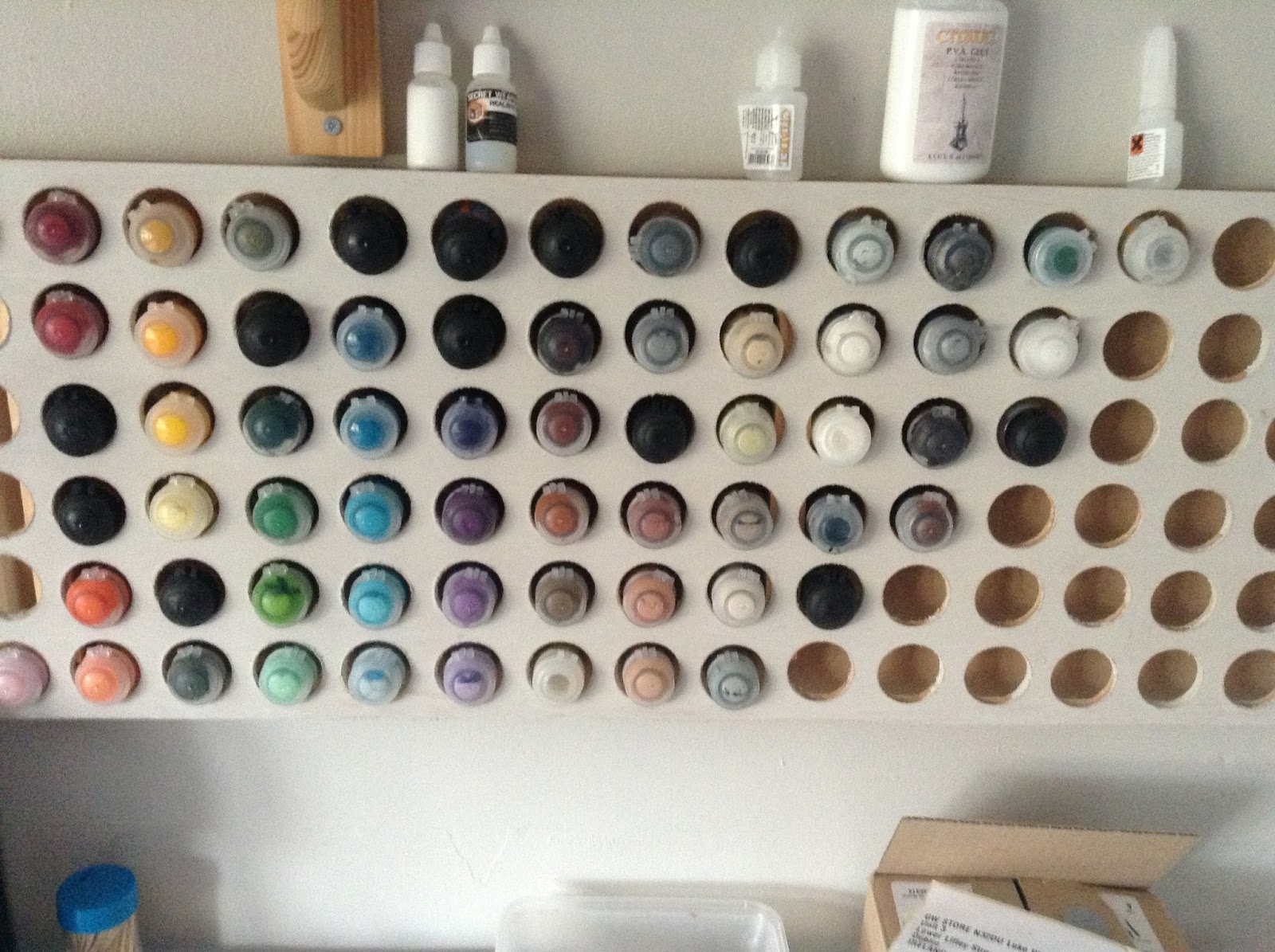 17 Year Old Hobbyist: Making a Paint Rack