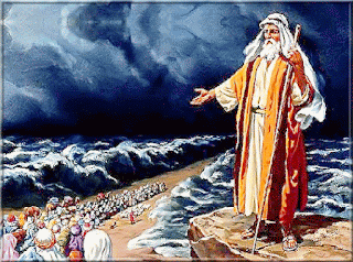 AKI GIFS: Gifs animados Moisés