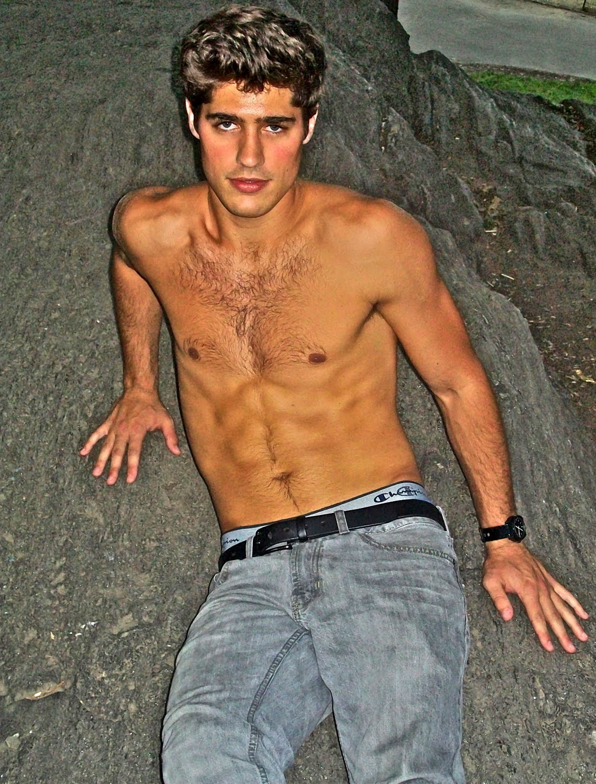 L'Homme du Jour: GREG REMMEY