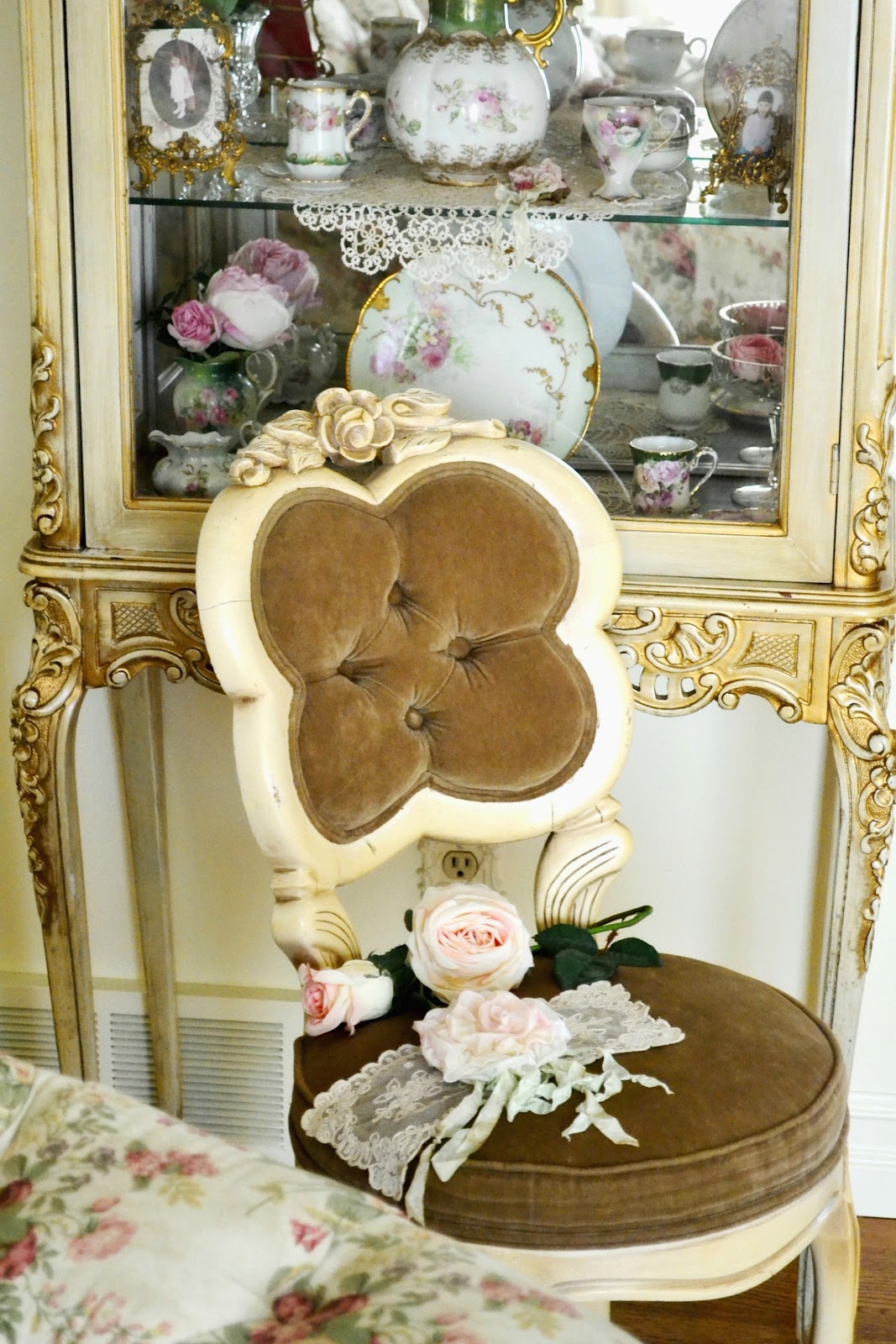 Jennelise: French Decor