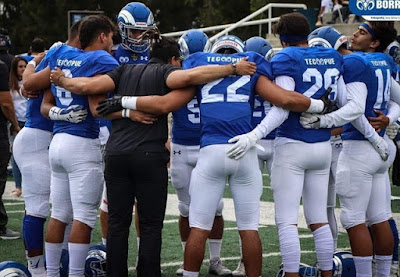 Extreme Male Bonding: Football Buddies!