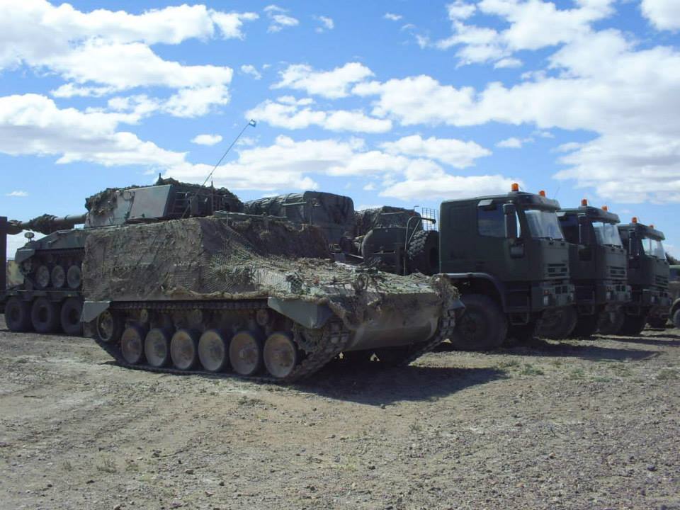 Vehículo de Combate de Artillería TAM VCA Palmaria del Ejercito ...