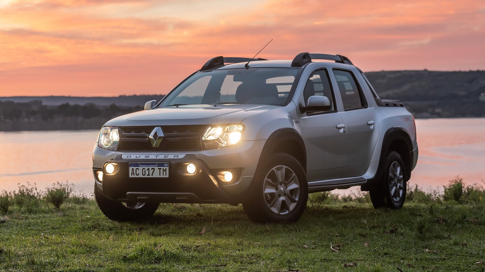 Lanzamiento: Renault Oroch Privilège 2.0 4WD : Autoblog Uruguay ...