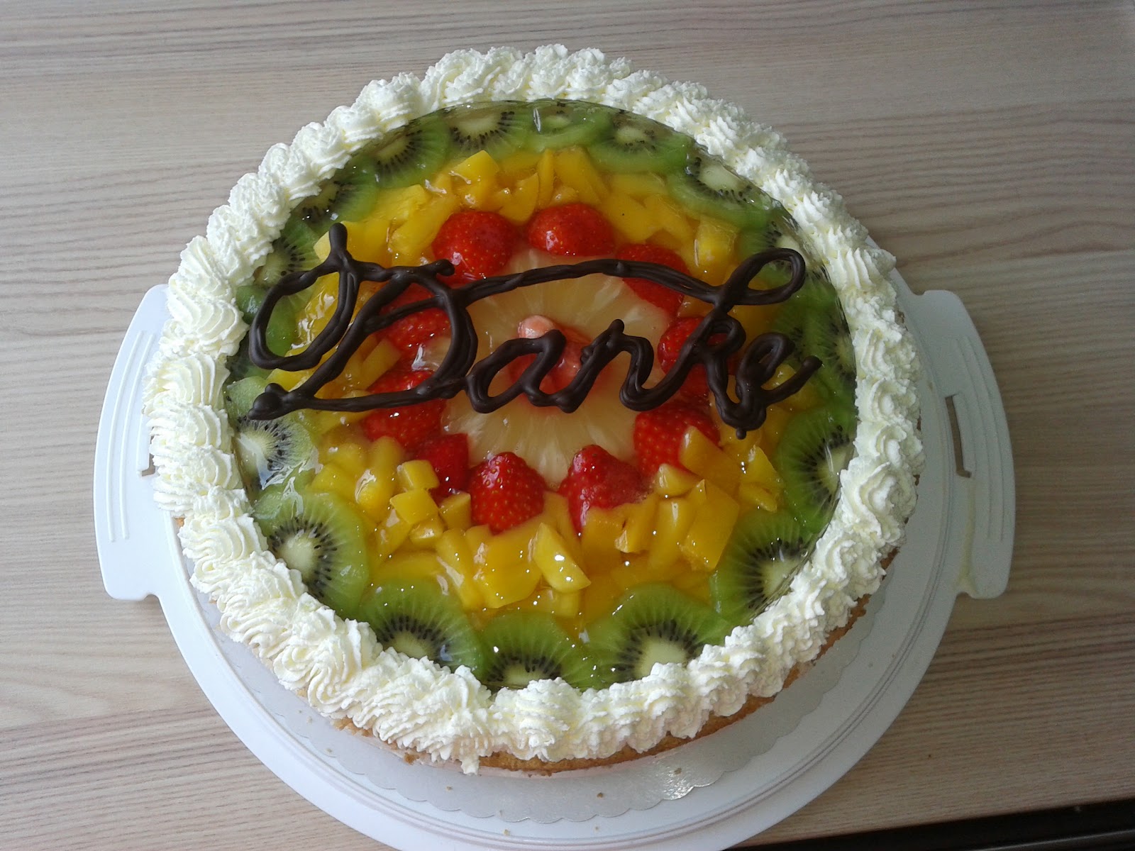 Corinas-Backstube: Joghurt Frucht Torte