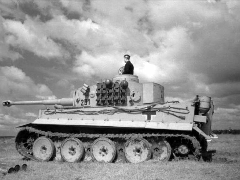 FLAME HISTORY: TIGER I vs T-34: ΣΥΓΚΡΟΥΣΗ ΓΙΓΑΝΤΩΝ (3ο μέρος)