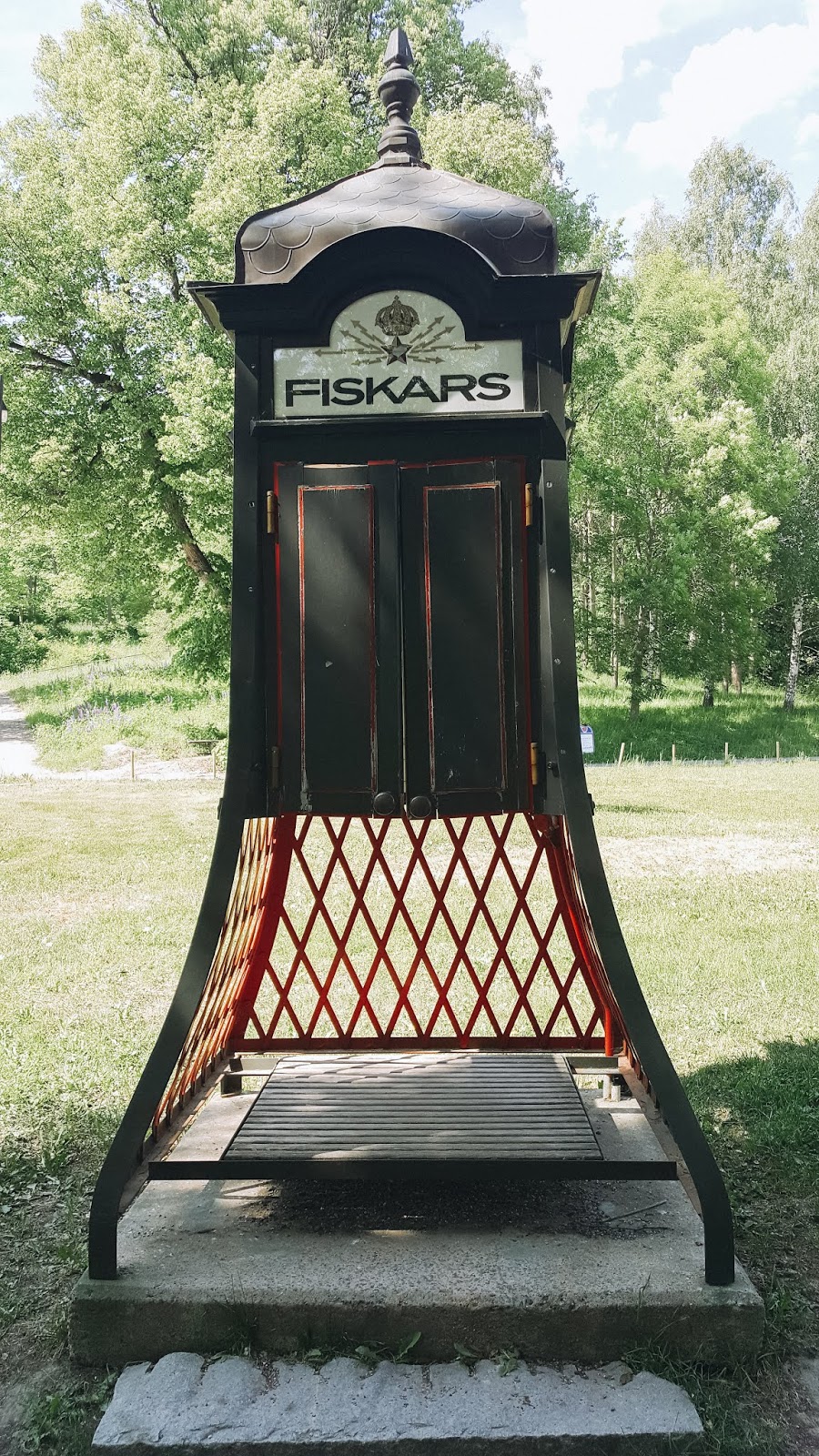 Idahhh Souvenirs: FISKARSIN RUUKKI JA MUSTIONLINNA - PÄIVÄRETKI ...