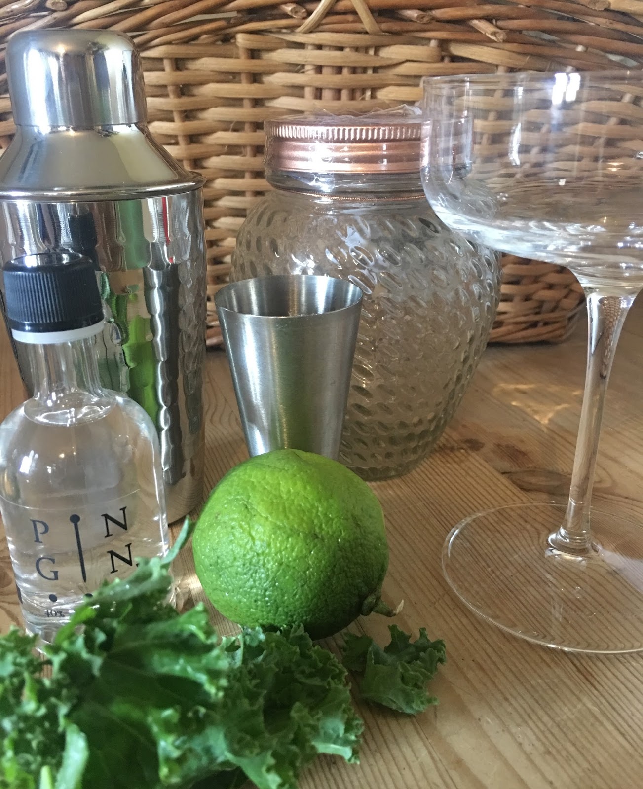 It's London Cocktail Week! Green Fingers Gin Cocktail Recipe with Curly ...