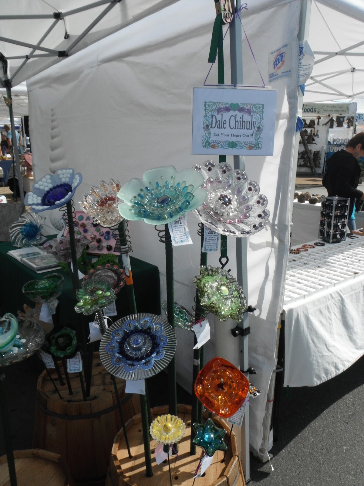 Antiques And Teacups: Tuesday Cuppa Tea, Geranium Teacup, It's HOT!