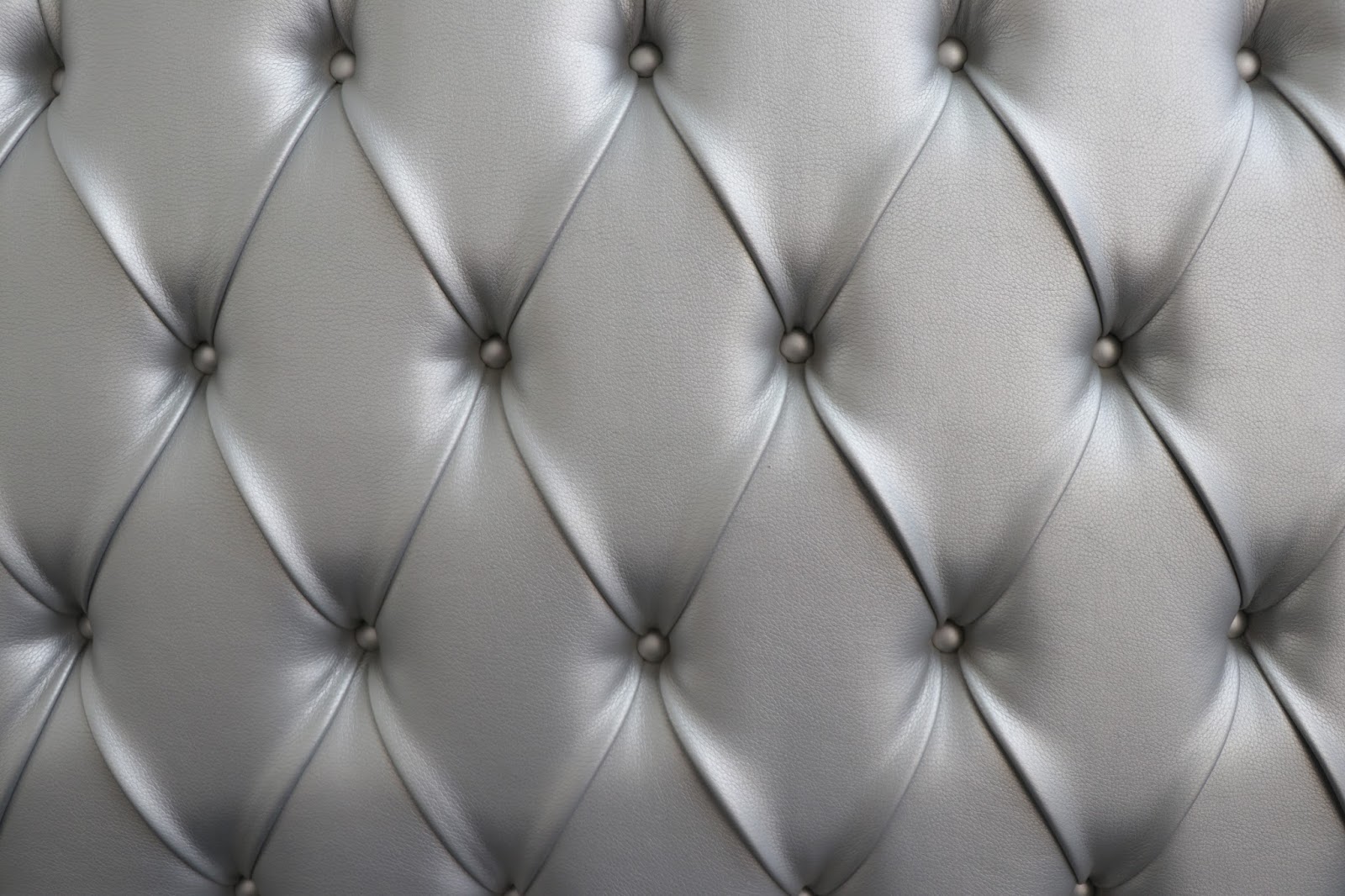 CAPITONÊ VS BOTONÊ: QUAL A DIFERENÇA?