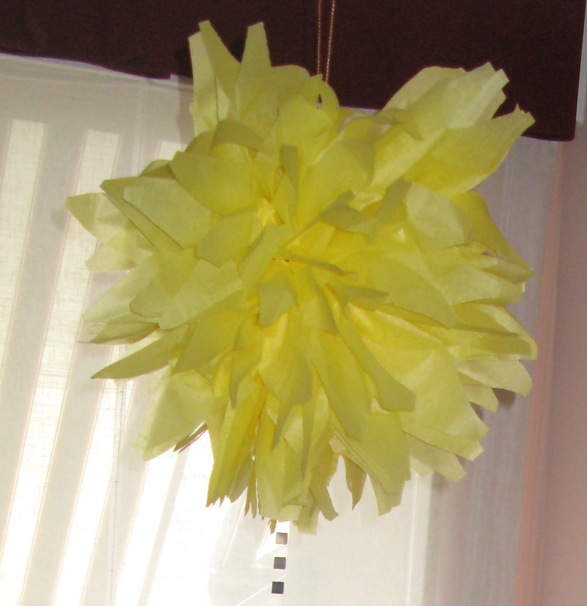 Manualeando: Tutorial pompones de papel de seda