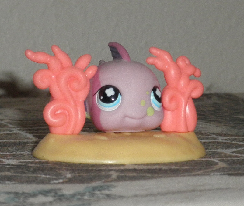 Collectomania: LPS Fish
