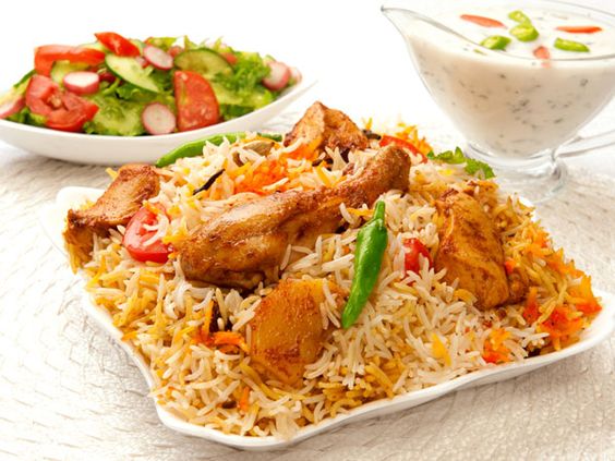 Qabili Murg Palau (Rice dish with chicken)