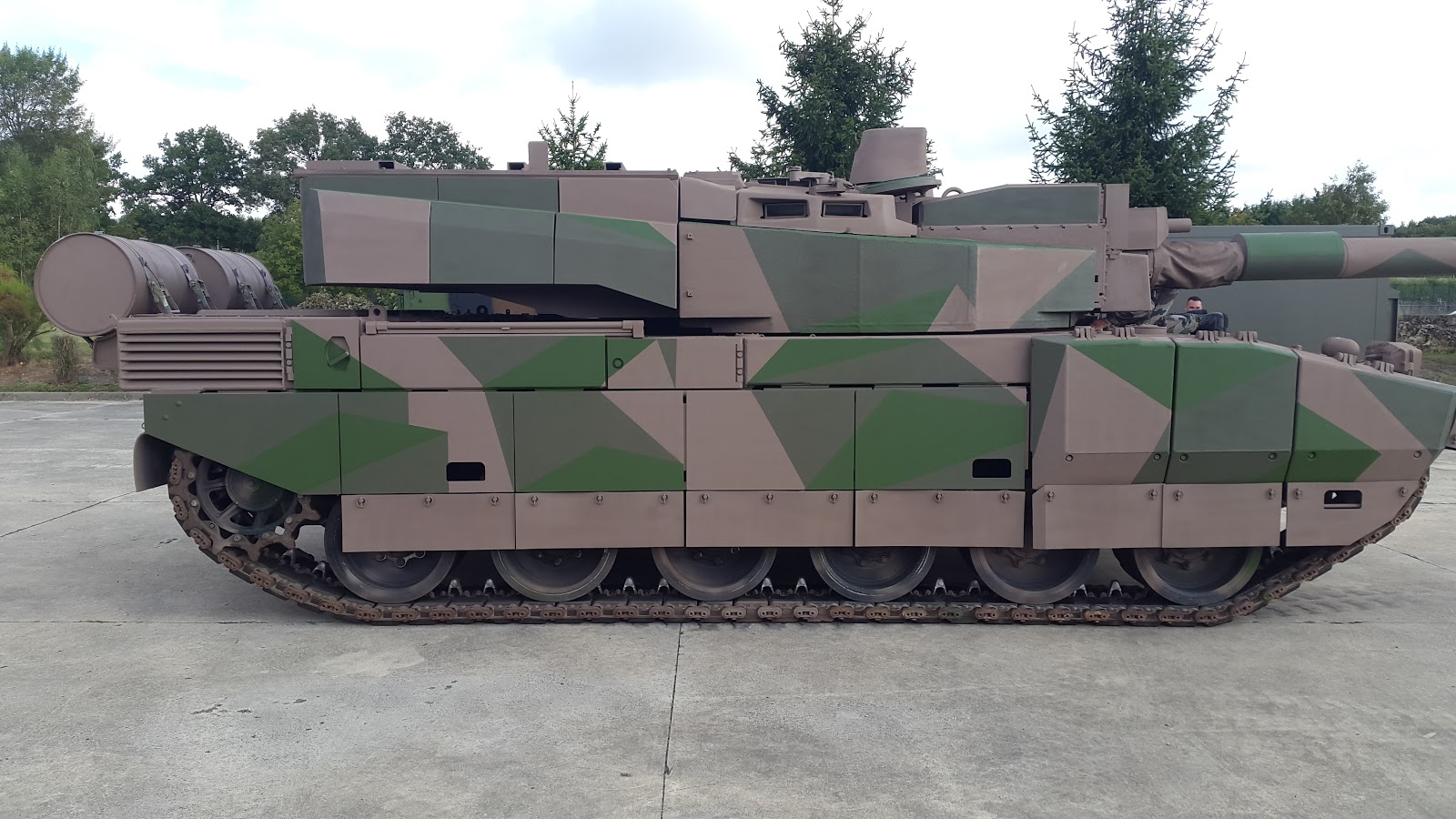 SNAFU!: The DRIVE Blog covers the Leclerc MBT 140mm ....