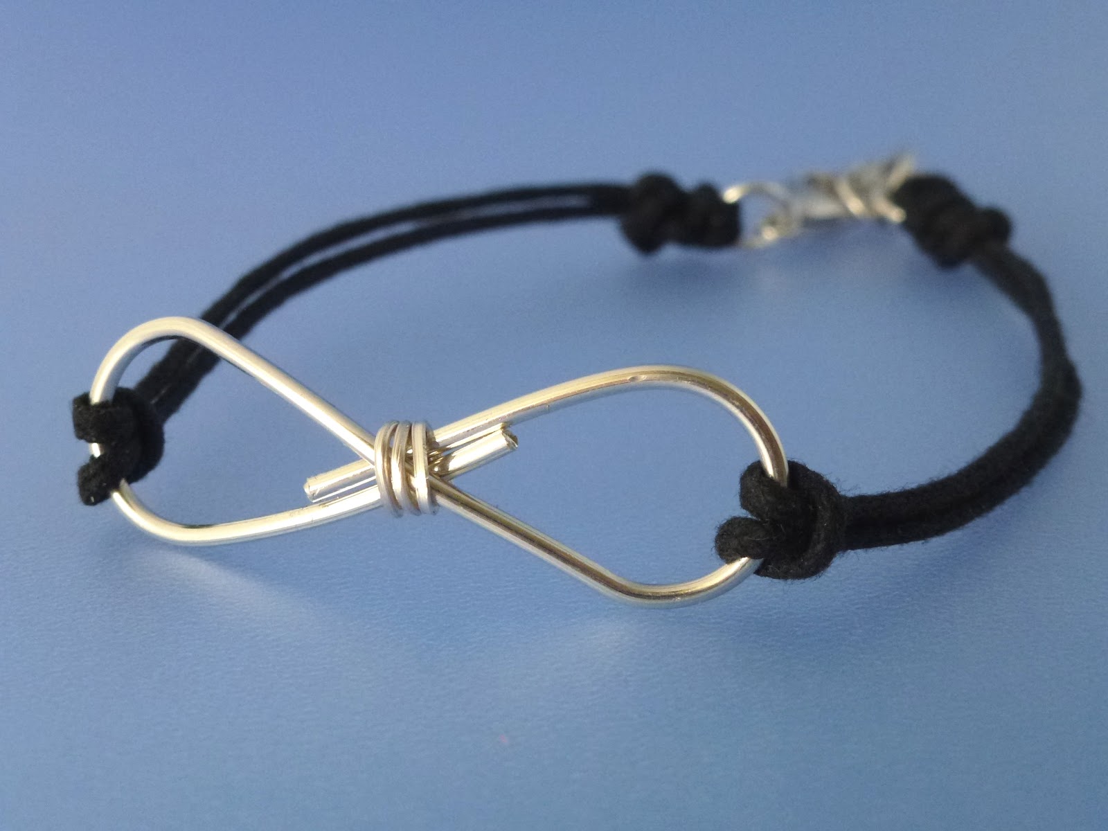 How to Make Infinity Wire Symbols for Jewelry Making / The Beading Gem