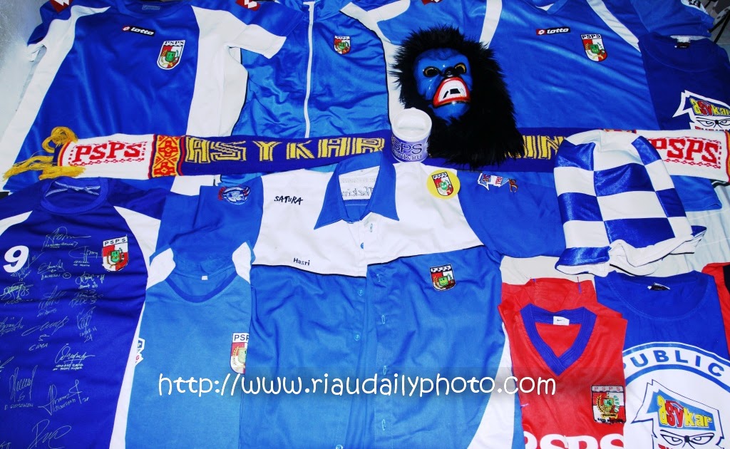 MERCHANDISE PSPS PEKANBARU | RIAU DAILY PHOTO