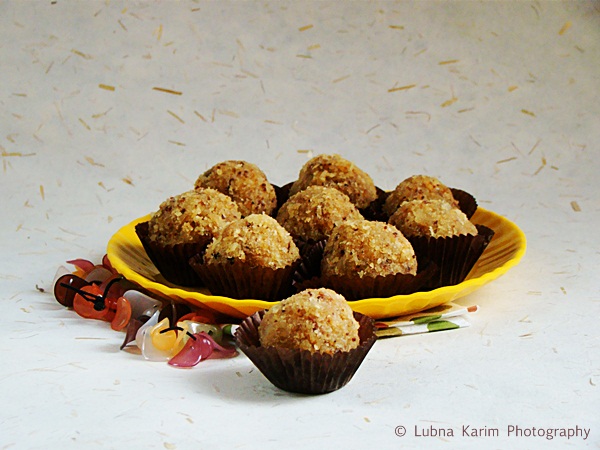 Coconut-Oats Ladoo’s - Guest Post by Lubna Karim | Indian Food Recipes ...