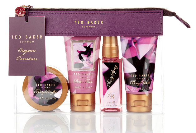 Ted Baker Christmas gift ideas (and a giveaway) | Peonies and lilies