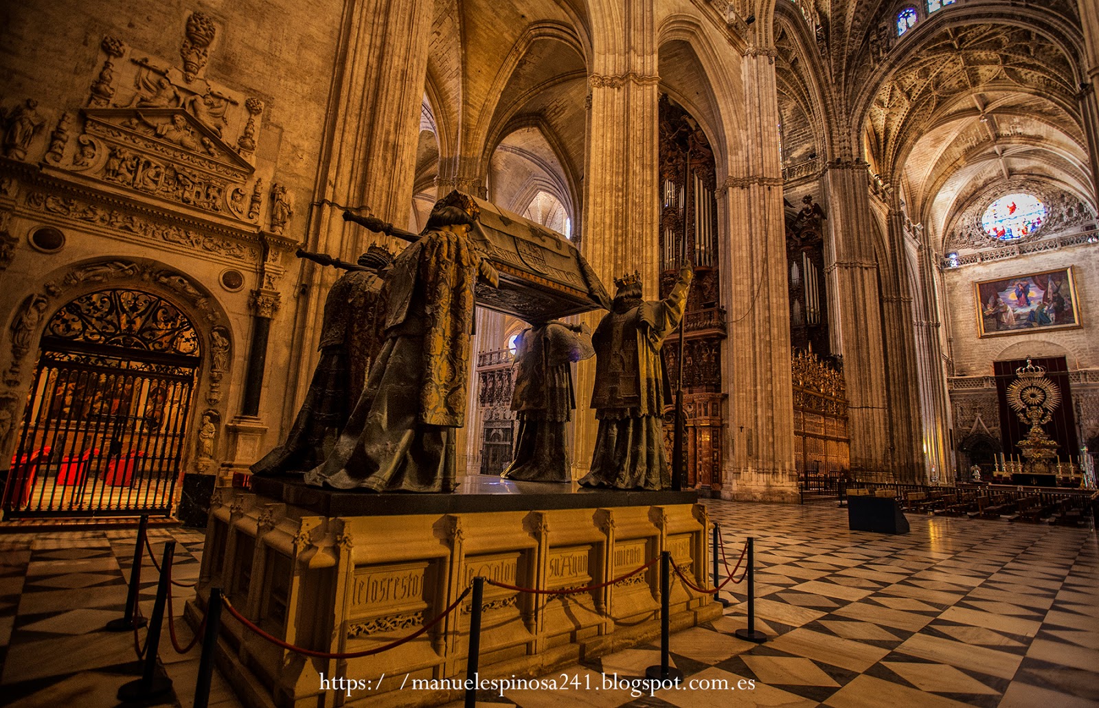 manuel espinosa fotografias: monumento a Cristobal Colón, Catedral de ...