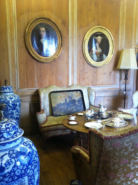 A n z u: Ingatestone Hall