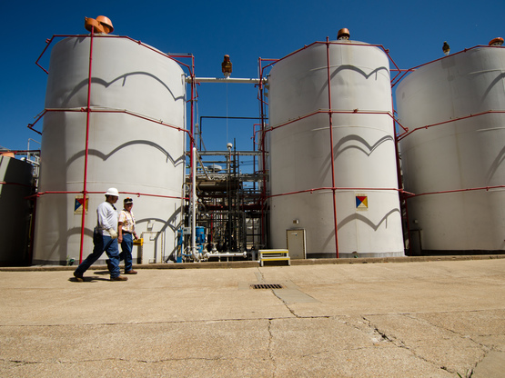 MEC&F Expert Engineers : A contractor is in the hospital following a ...