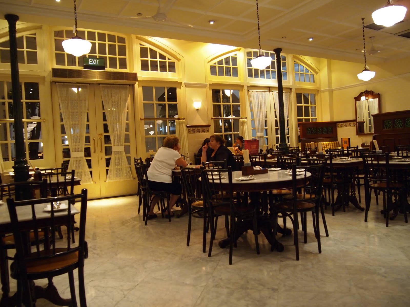 Her Food Journal...: Empire Cafe @ Raffles Hotel