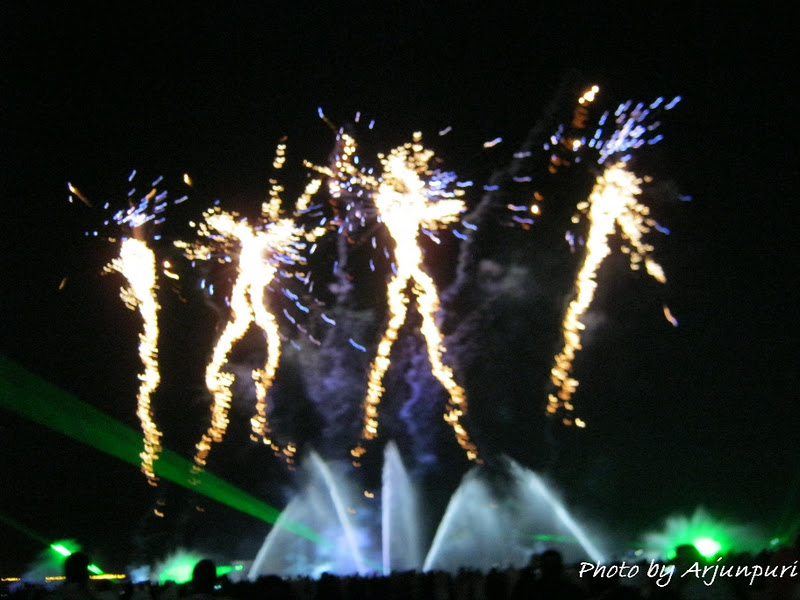 Arjunpuri in Qatar: Fireworks show in Doha
