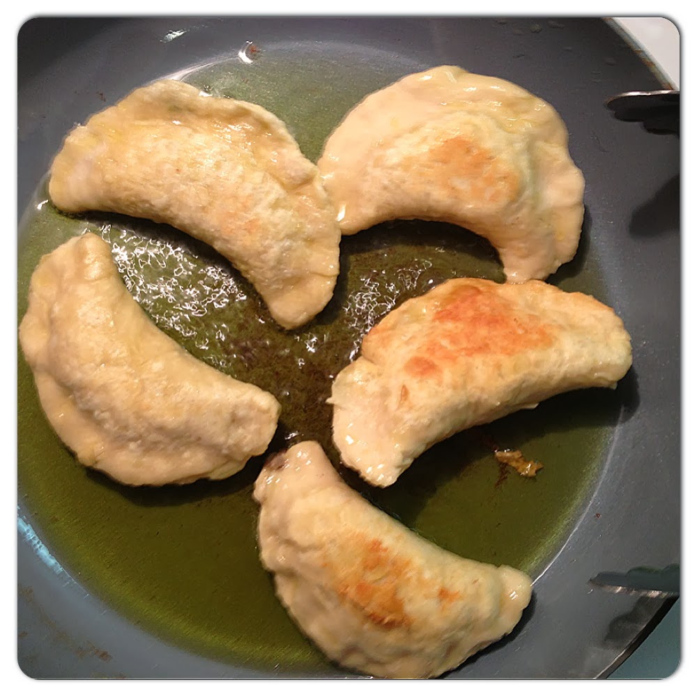 Around The World In My Kitchen: Poland: Pierogi w/ Beef & Veggie ...