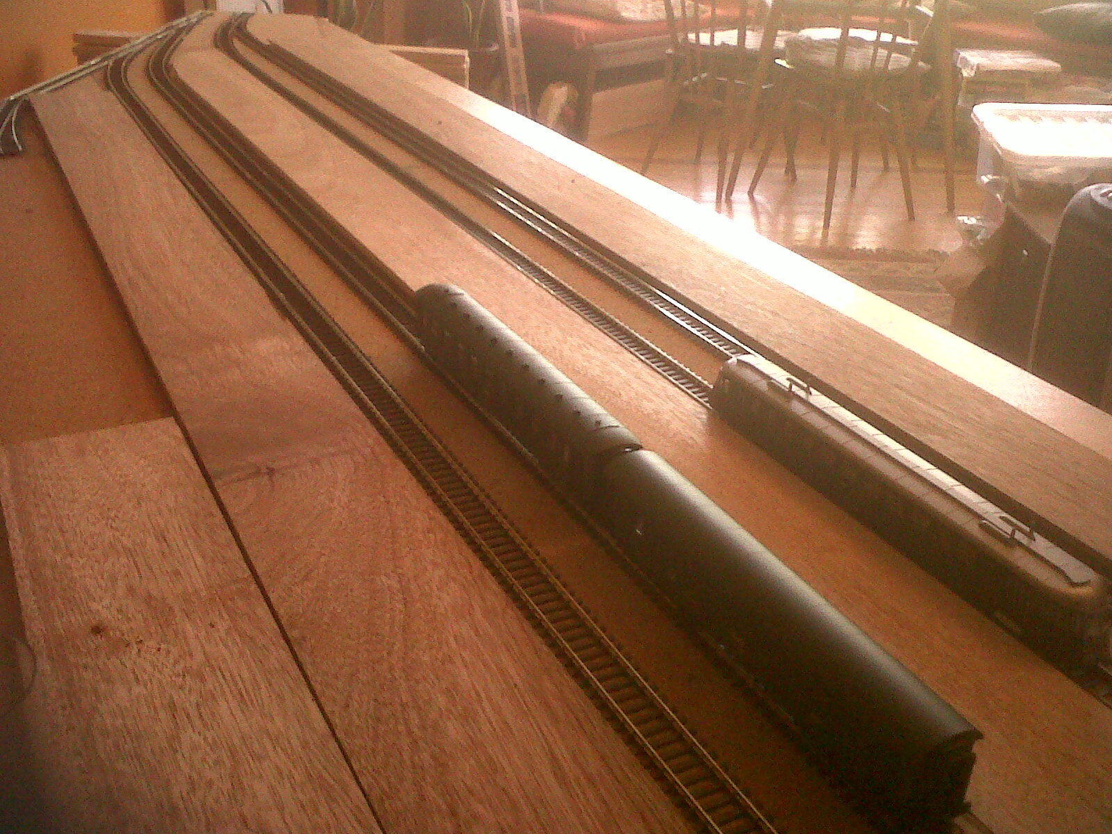 French Model Railway: Pinning More Track